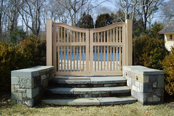 Walk Gates - East End Fence & Gate | East End Fence & Gate