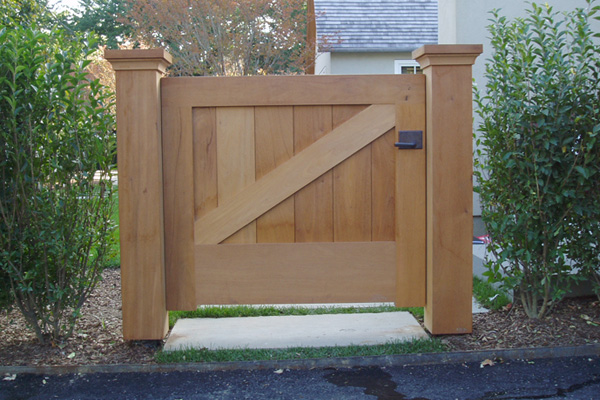 Walk Gates - East End Fence & Gate | East End Fence & Gate